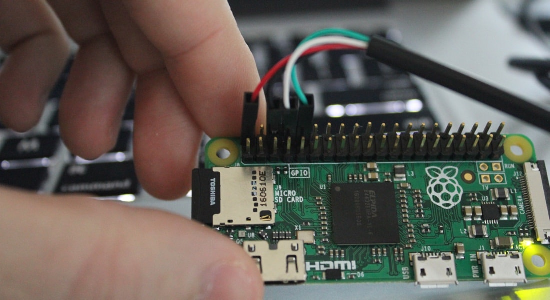 Connettiti al Raspberry Pi senza Internet con la porta seriale.